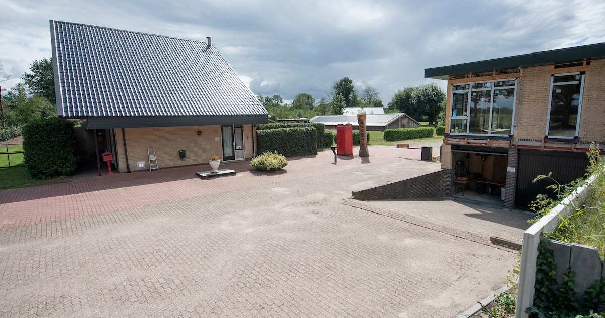 Asielzoekers met verblijfsvergunning gaan op deze oude camping in ...