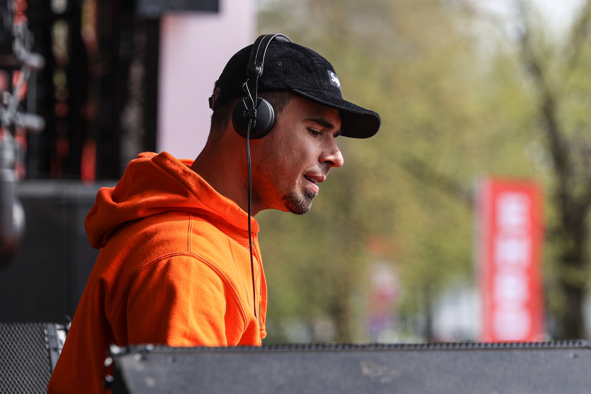 Export Nederlandse muziek in 2025 naar recordwaarde | Show | De Stentor.nl