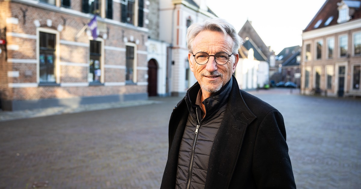 Hij leert een legertje ambtenaren ingrijpen: ‘Ze denken te weinig na of ...