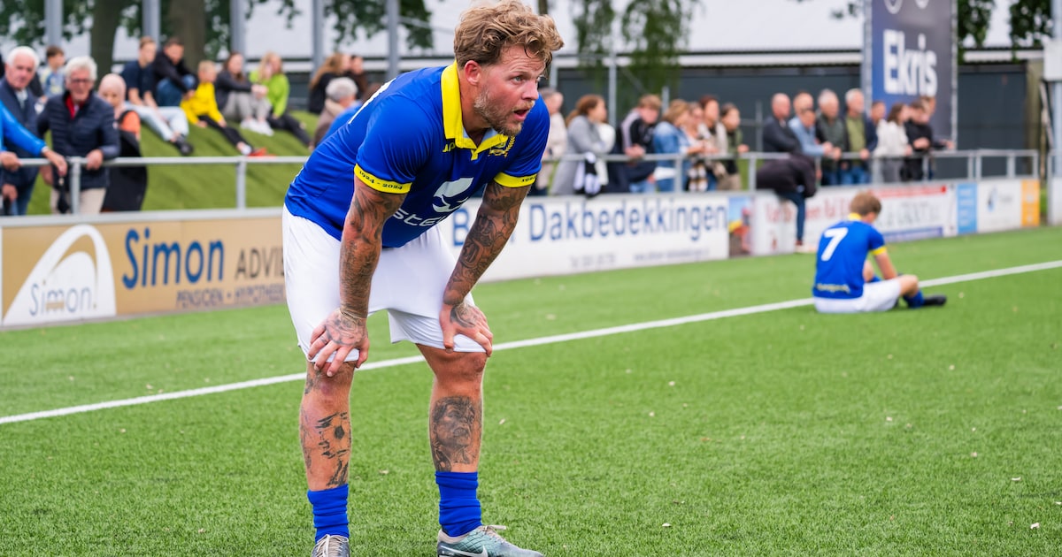 ‘Donders goeie verdediger’ Dennis van der Wal vindt het mooi geweest: ‘Shit man, dit was mijn ...