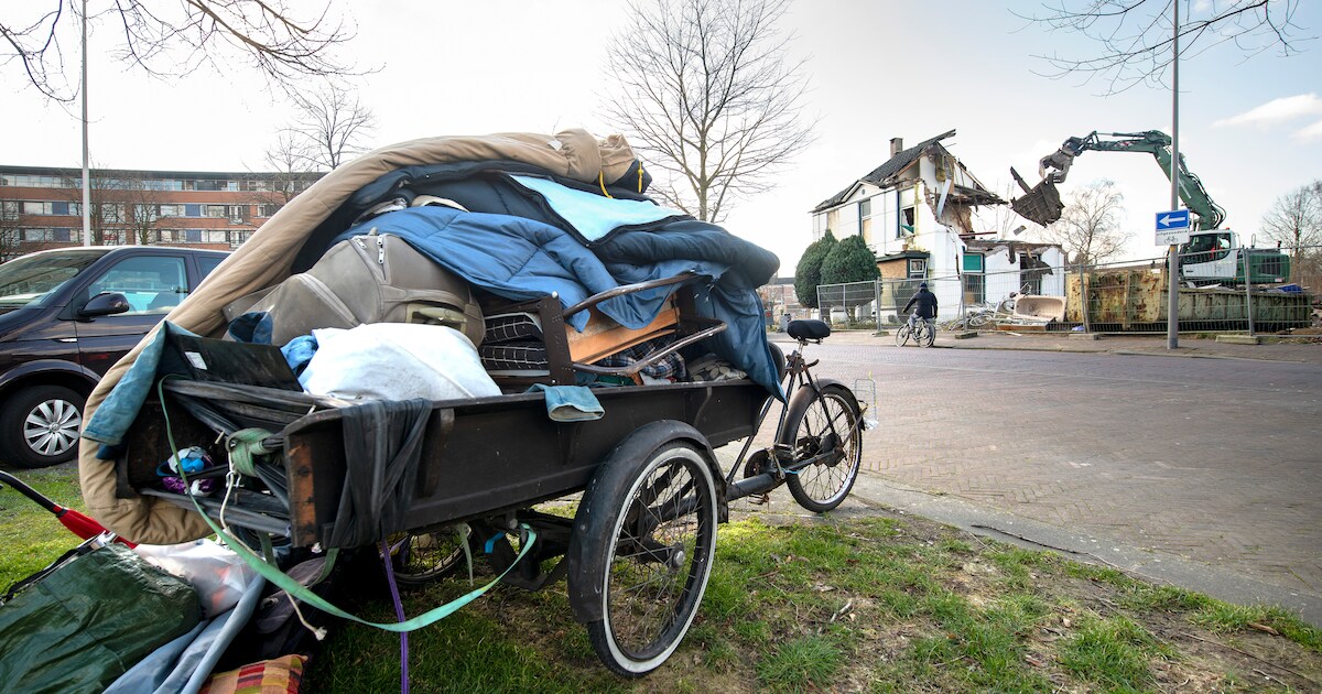 Zwervende Dirk fleurde vervallen villa in Apeldoorn een beetje op, maar ...