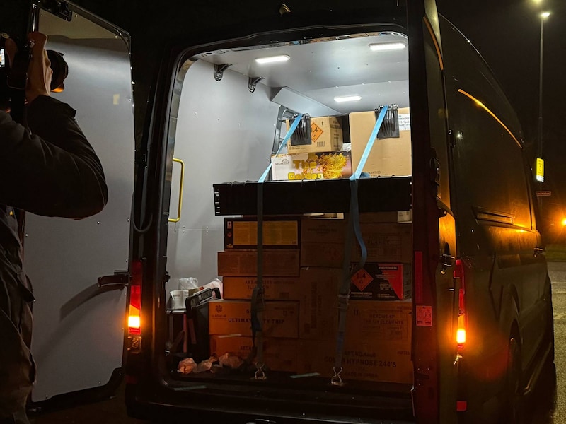 LIVE Oud en nieuw | Aanhouding na vuurwerkdode in Nijmegen • Politie ...