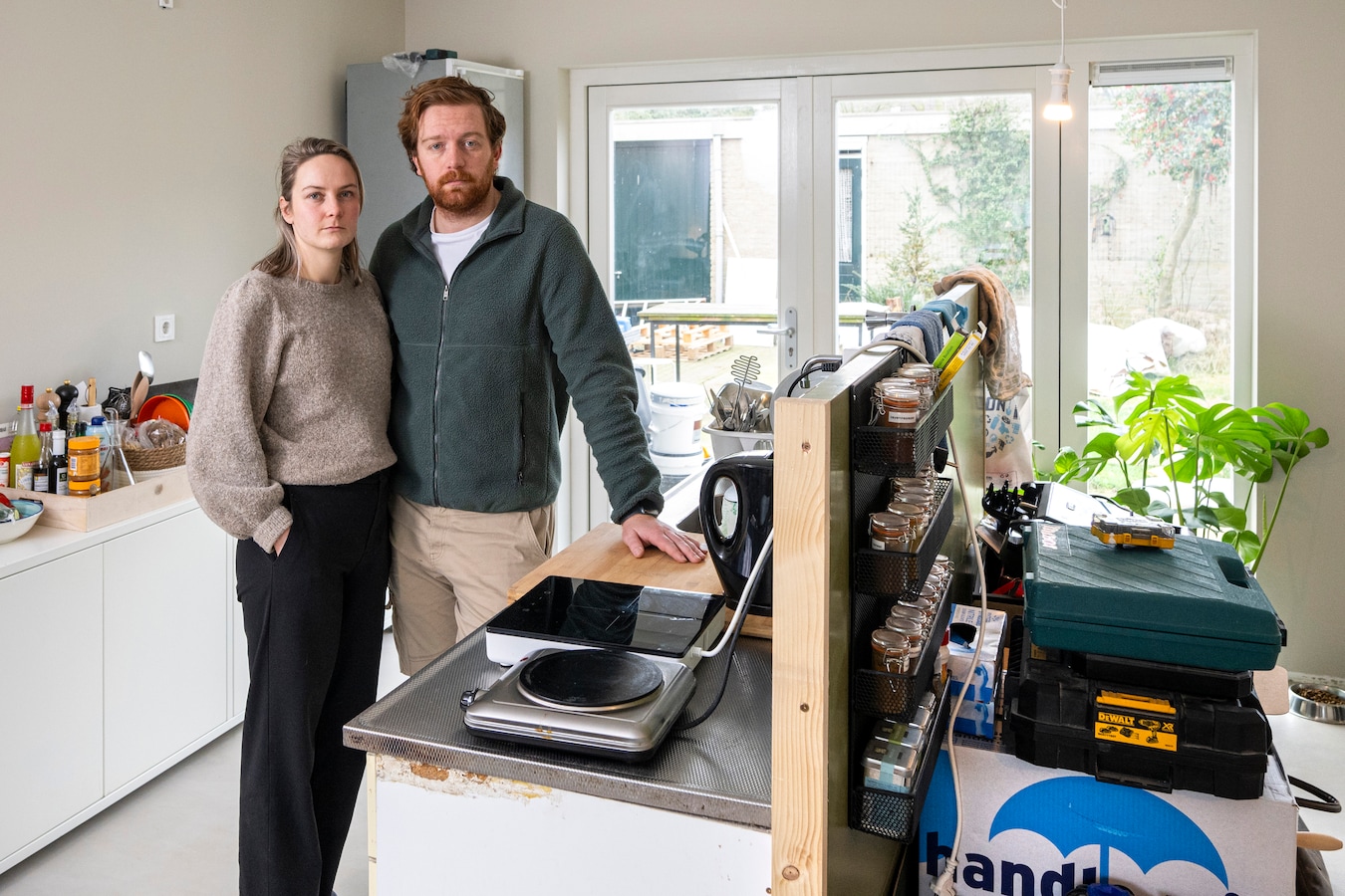 Keukenzaak is opeens dicht, klanten blijven berooid achter: ‘Dag voor ...