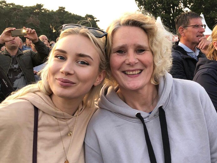 Nicolette uit Zwolle verloor dochter Annelotte (24), en schrijft nu mee ...