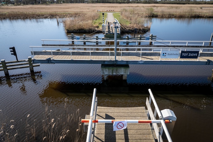 Draaibrug van vakantiepark Bodelaeke is weer kapot: ‘Het begint nu wel ...