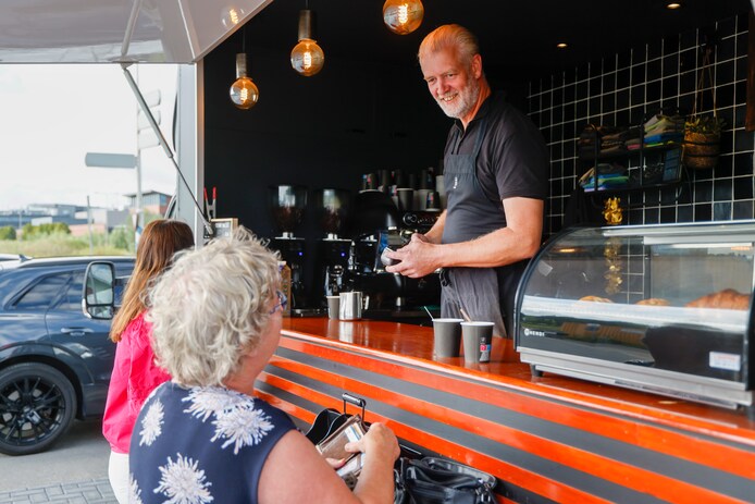 Gezocht! Foodtrucks en koffietentjes om carpoolplaatsen veiliger te maken: ‘Rijk word je er niet ...