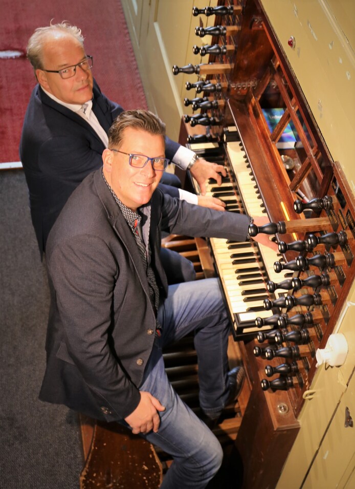 Muzikaal duo viert 25-jarig jubileum met concert in de Grote Kerk van ...