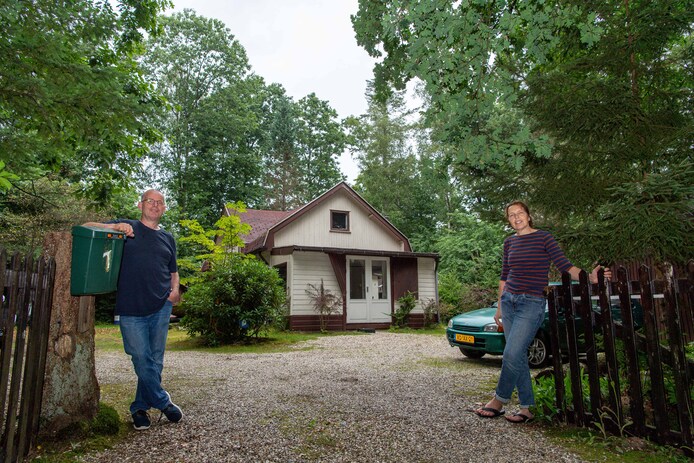 Inez en Bart-Jan moeten fraai gelegen stulpje in Beekbergen verlaten ...
