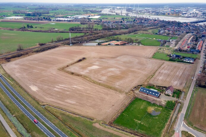 Zonneparkplan Brummen: ‘Grond ligt tegen de Hoven aan, dus woningbouw logischer’ (vindt PvdA ...