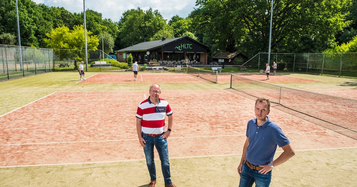 Met nieuwe banen en ander hekwerk is de tennisclub in Heerde weer klaar ...