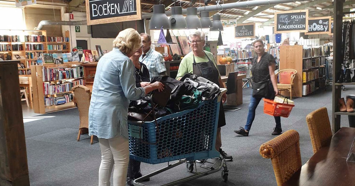 De kringloopwinkel is en blijft populair (en je vindt er soms een ...