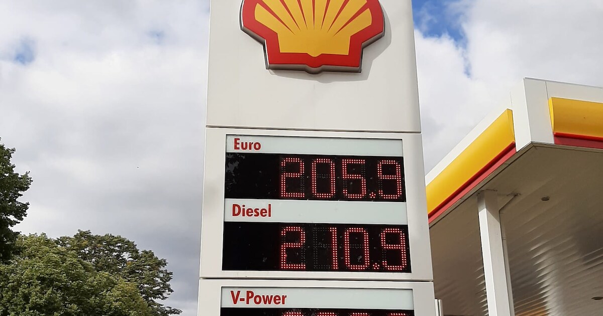 Diesel is bij steeds meer pompen duurder dan benzine: ‘Dit hebben we ...