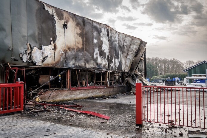 Dorp zamelt ruim 92.000 euro in voor afgebrand familiebedrijf: ‘We ...