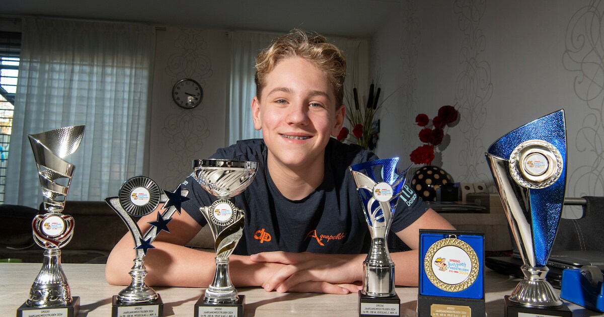 Planken vol bekers: Tim Slagers (11) uit Apeldoorn zes keer de beste op ...