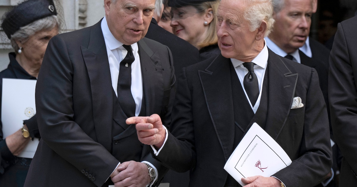 Andrew met Pasen niet welkom bij Britse royals: ‘Hij moet voor april ...