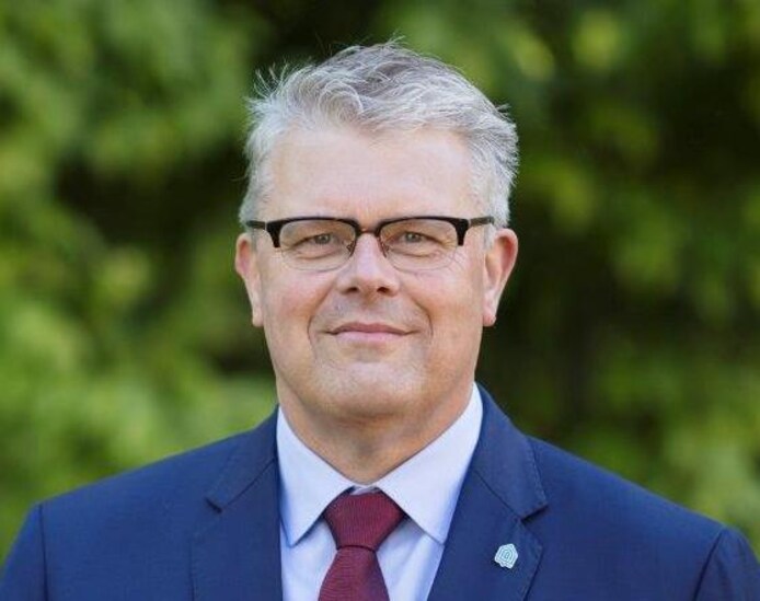 Burgemeester van Staphorst: ‘Niet iedereen begrijpt onze tradities, ze ...