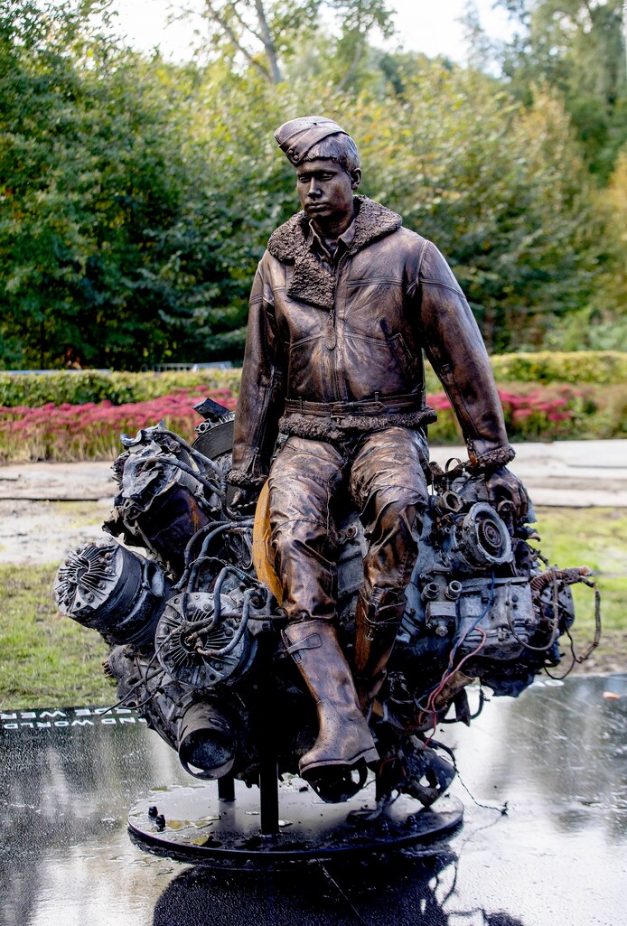 Asbest gevonden in oorlogsmonument in Almere: ‘Geen gevaar zolang het ...