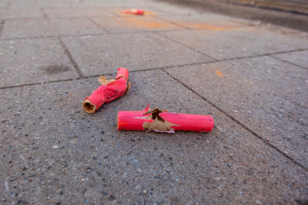 Dalfsen ruimt op, drie inleverpunten voor vuurwerkafval op 2 januari ...