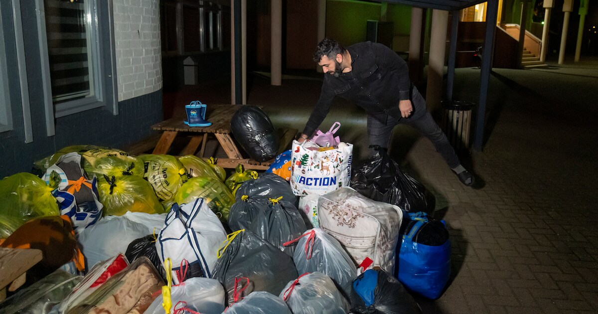 Moskee Harderwijk stuurt kleding naar aardbevingsgebied Turkije | Regio ...