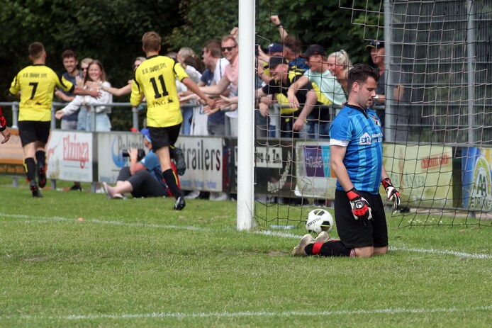 Na teleurstellend einde met Steenwijk wacht het trainerschap voor de ...