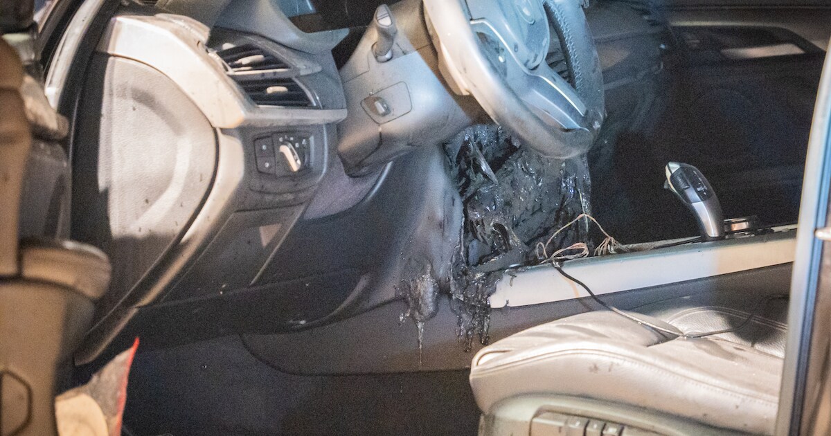 Binnenkant van auto in brand aan de Marga Klompélaan in Arnhem | Arnhem ...