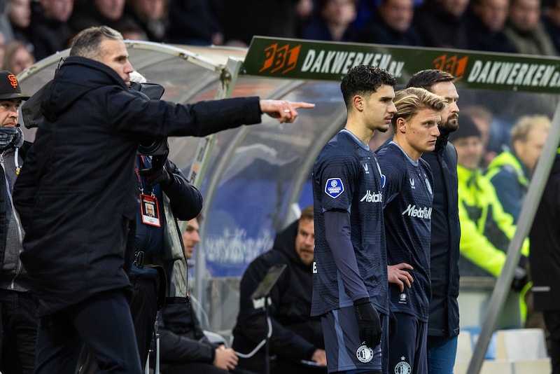 Feyenoord boekt benauwde zege op Telstar en maakt einde aan pijnlijke reeks | Voetbal | De ...