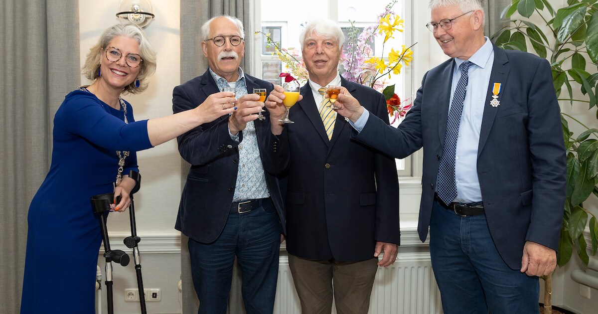 Lintjes in Hattem | Drie inwoners krijgen waardering voor bijzondere ...