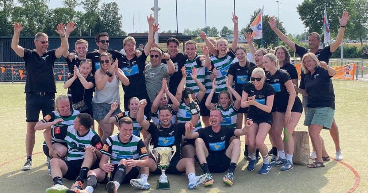 KVZ zet met de titel een uitroepteken achter de promotie: ‘We zijn weer ...