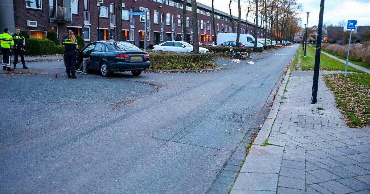 Fietser maakt harde val bij botsing in Apeldoorn | 112 nieuws Apeldoorn ...