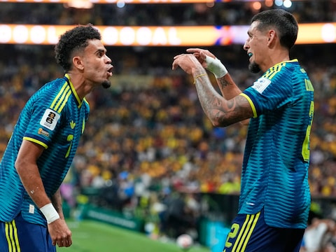 LIVE WK voetbal | Luis Diaz herstelt schade direct, Colombia op weg ...