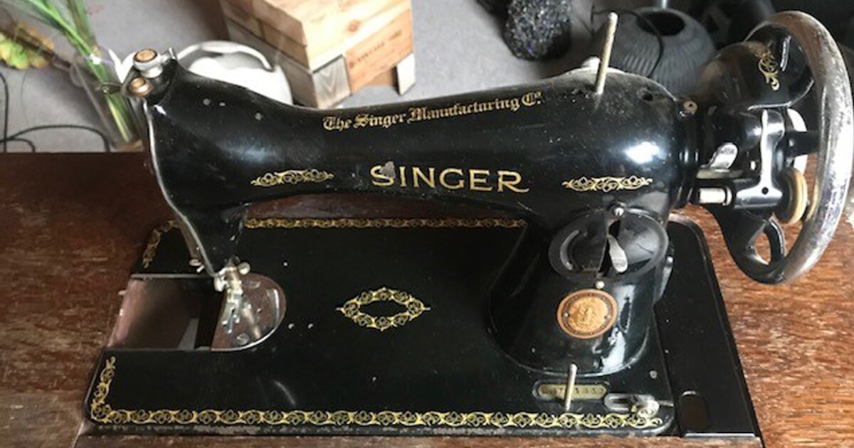 Prachtige oude naaimachine gratis aangeboden, en wie helpt mijn ...