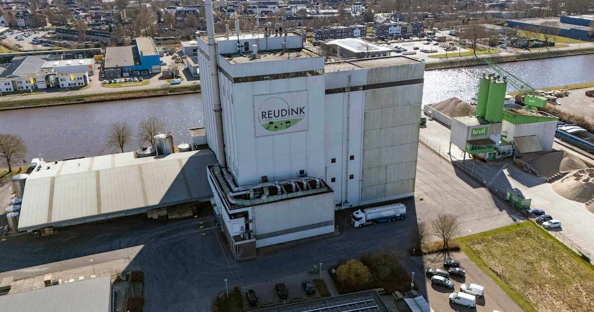 Koeienmest wordt biogas: boeren bouwen pijplijn naar fabriek | Lochem ...