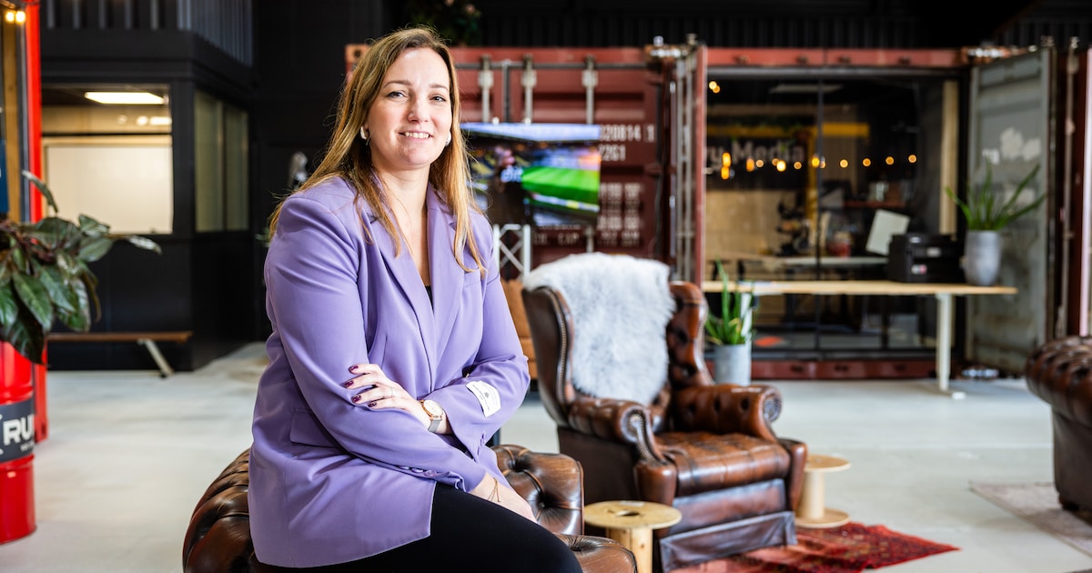 Fabriekshal vol zeecontainers als hippe werkplek in Hardenberg: ‘Dit verwacht je eerder in ...