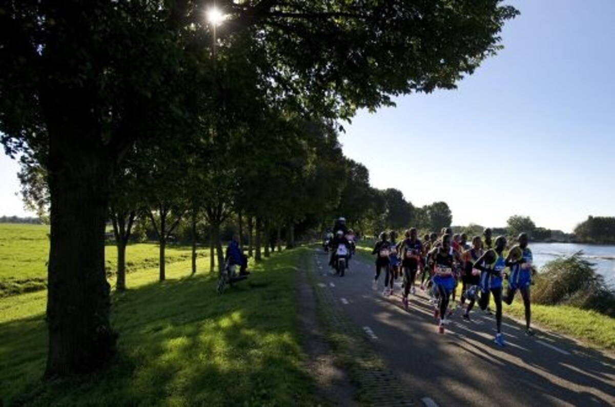 Parcoursrecord Feleke in marathon Amsterdam | Overig | De Stentor.nl