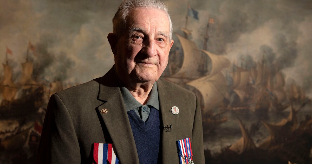 101-jarige Canadese bevrijder ontvangt erepenning en mag zich ereburger ...