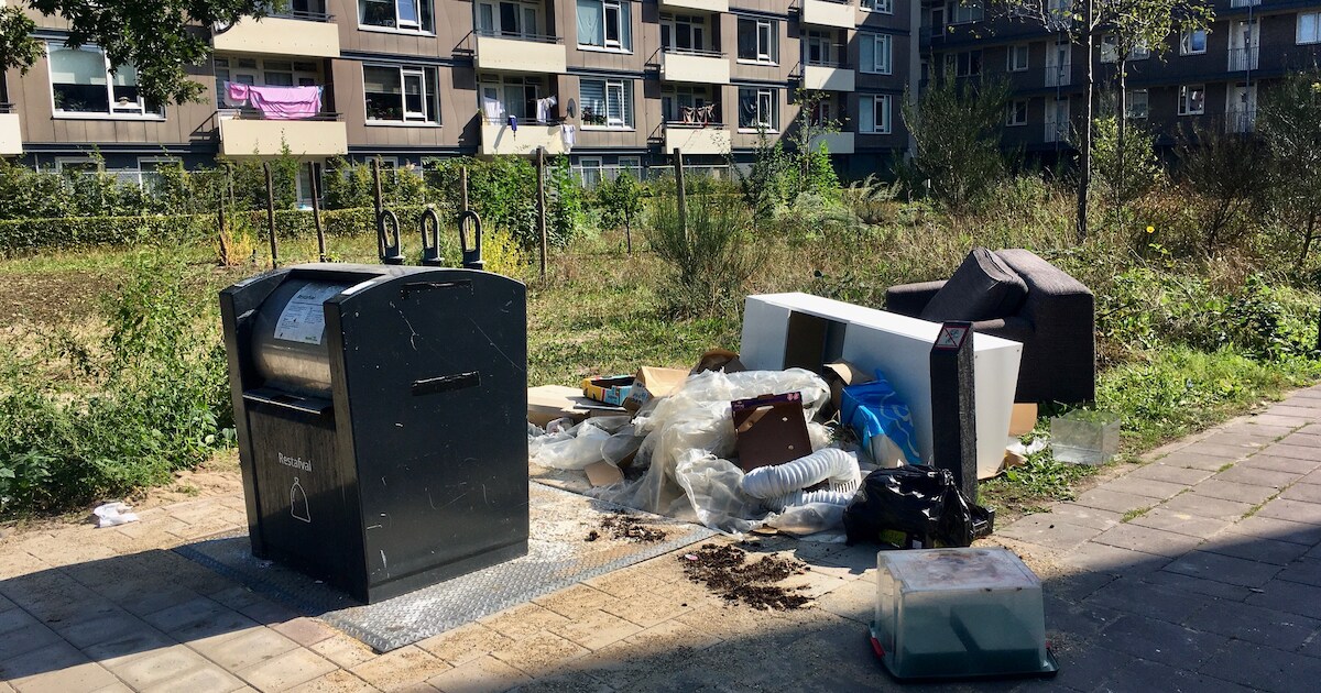 Amersfoorters hebben lak aan tjokvolle afvalcontainers: ‘Elke week is ...