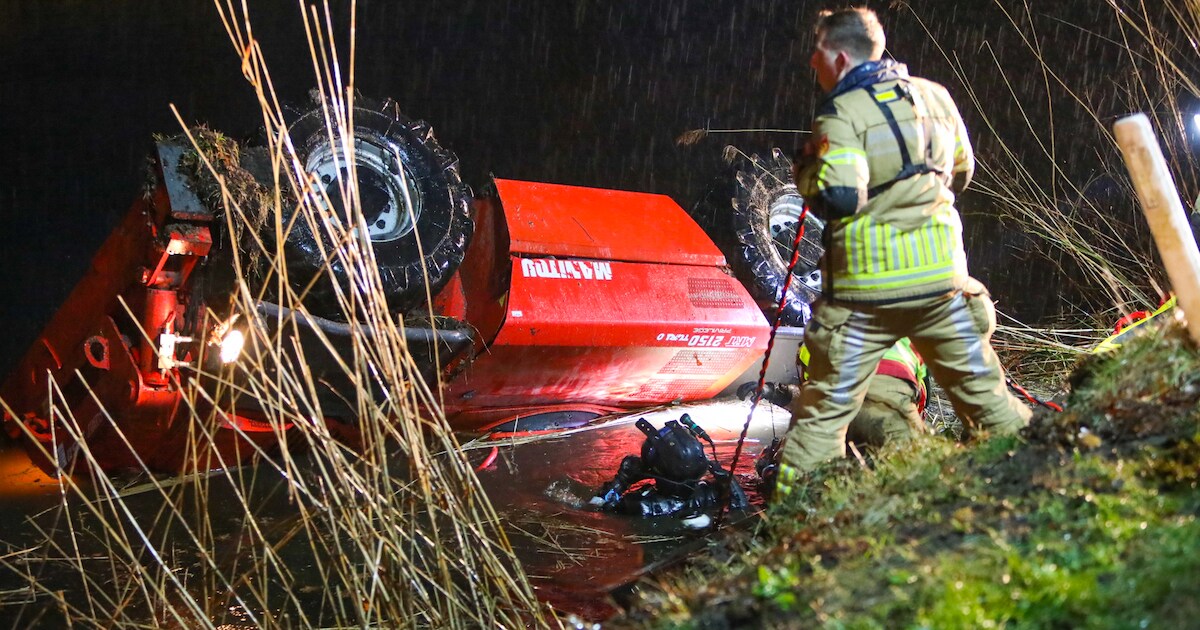 Verreiker Eerbeek raakte in de berm voordat hij in het water ...