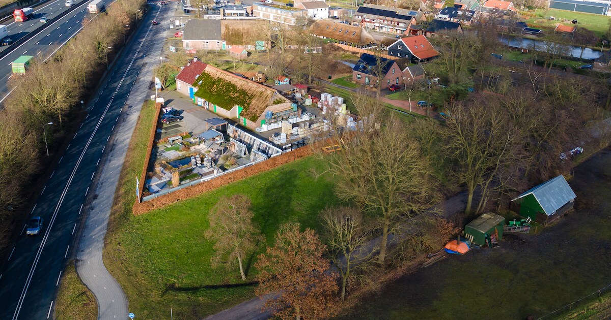 Het duurde jaren, maar Staphorst krijgt nu tóch een fraaiere entree | Staphorst | destentor.nl