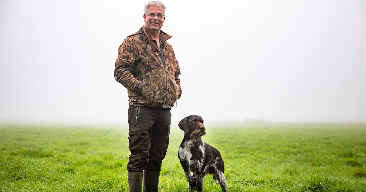 Deze jager schiet vossen af en dat doet hij niet voor de lol: ‘Het is noodzakelijk’ | Raalte ...