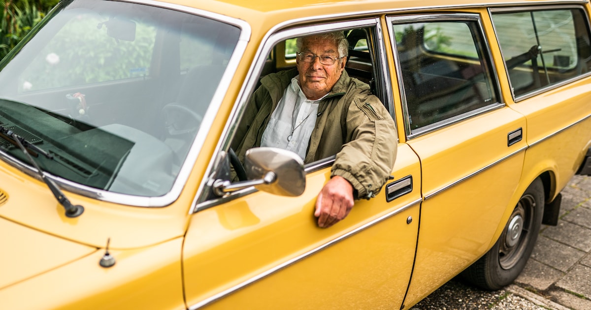 Jan rijdt al bijna 50 jaar in deze auto: 'Het kostte me toen een enorm ...