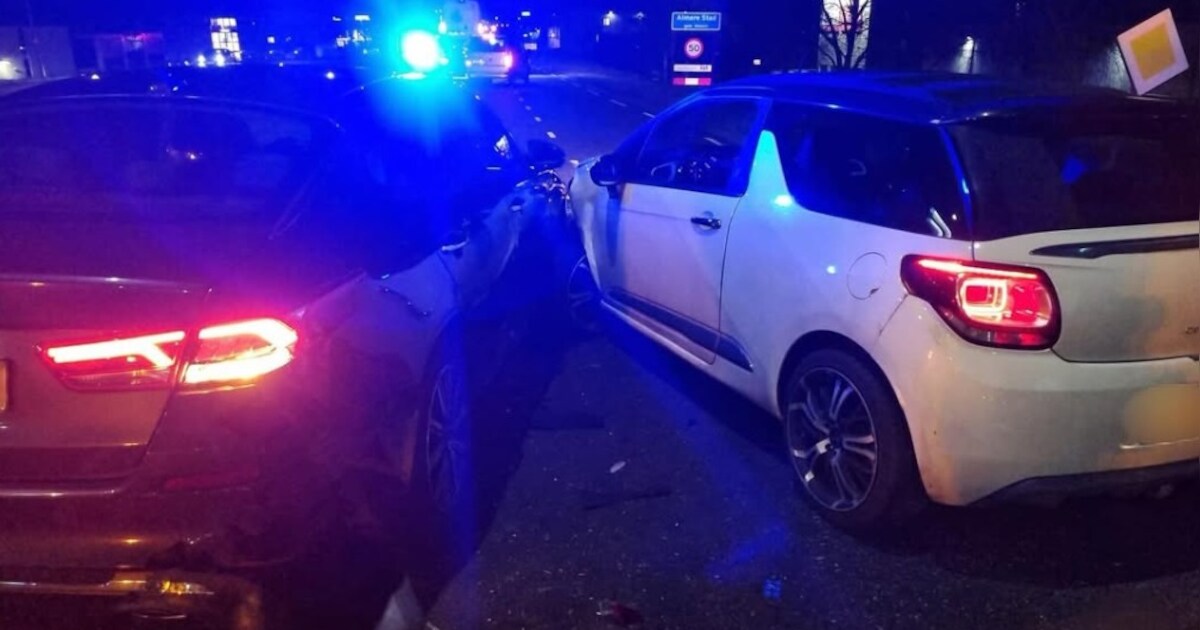 Beschonken bestuur­ster (26) rijdt in Almere tegen precies de verkeerde ...