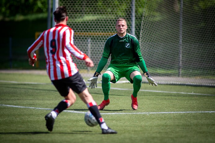 Bij AGOVV teruggekeerde Patrick Jansen hinderlijke sta-in-de-weg voor ...