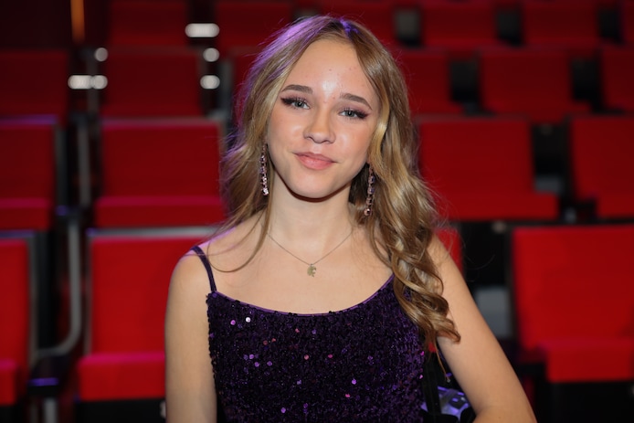 Emma Kok (17) toont tatoeage op bijzondere plek: ‘Ben voor het eerst ...