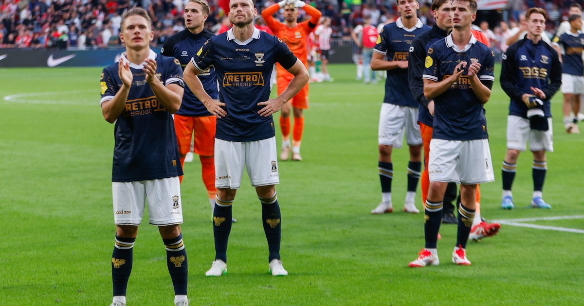 Voorsprong, eigen goal en de teleurstelling: Go Ahead Eagles ten onder ...