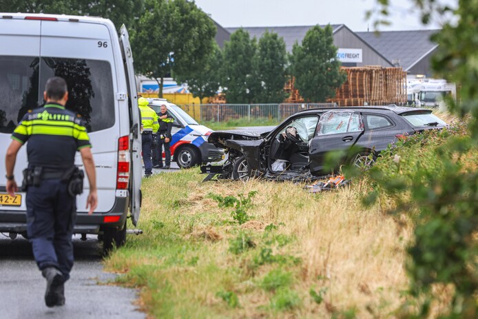 Chauffeur (24) dure sportwagen moet bij rechter komen voor veroorzaken ...