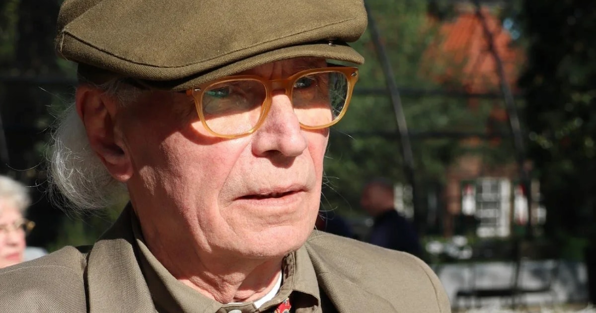 René Gerretsen was anders: haute couture vanuit een boerendorp | Voorst ...