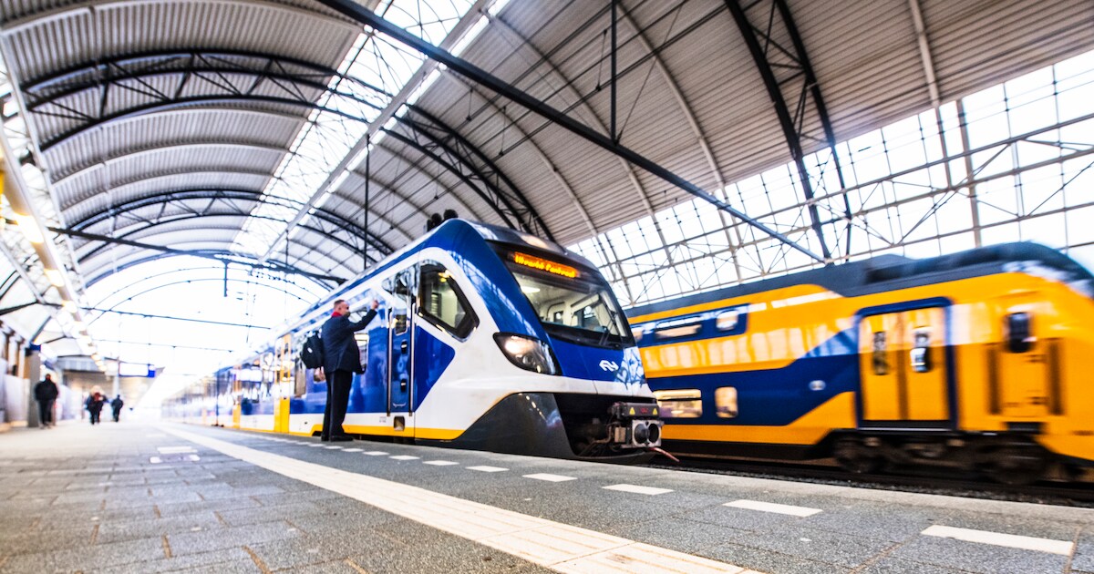 Treinverkeer van- en naar Zwolle ontregeld door storingen, inmiddels ...