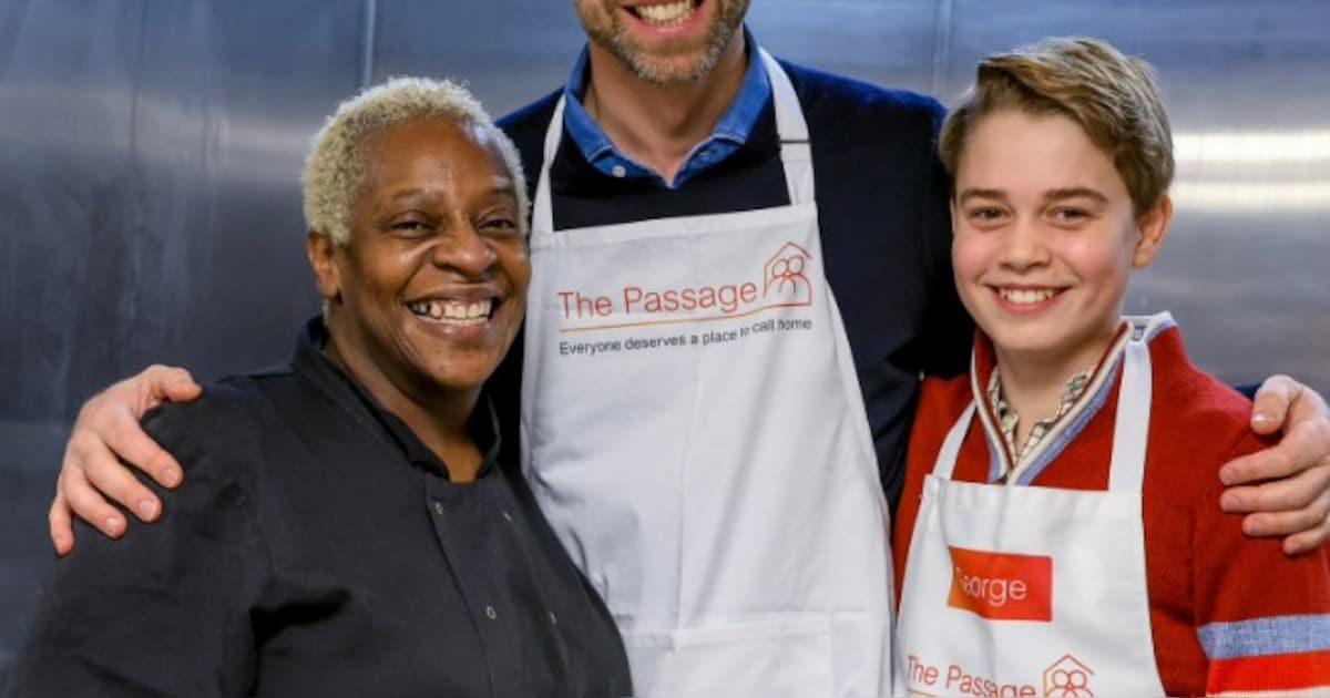 Rode trui die prins George droeg ‘binnen enkele seconden’ uitverkocht ...