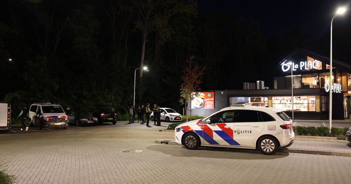 Verkeersruzie loopt uit de hand in Zwolle: steekpartij nabij foodcourt ...