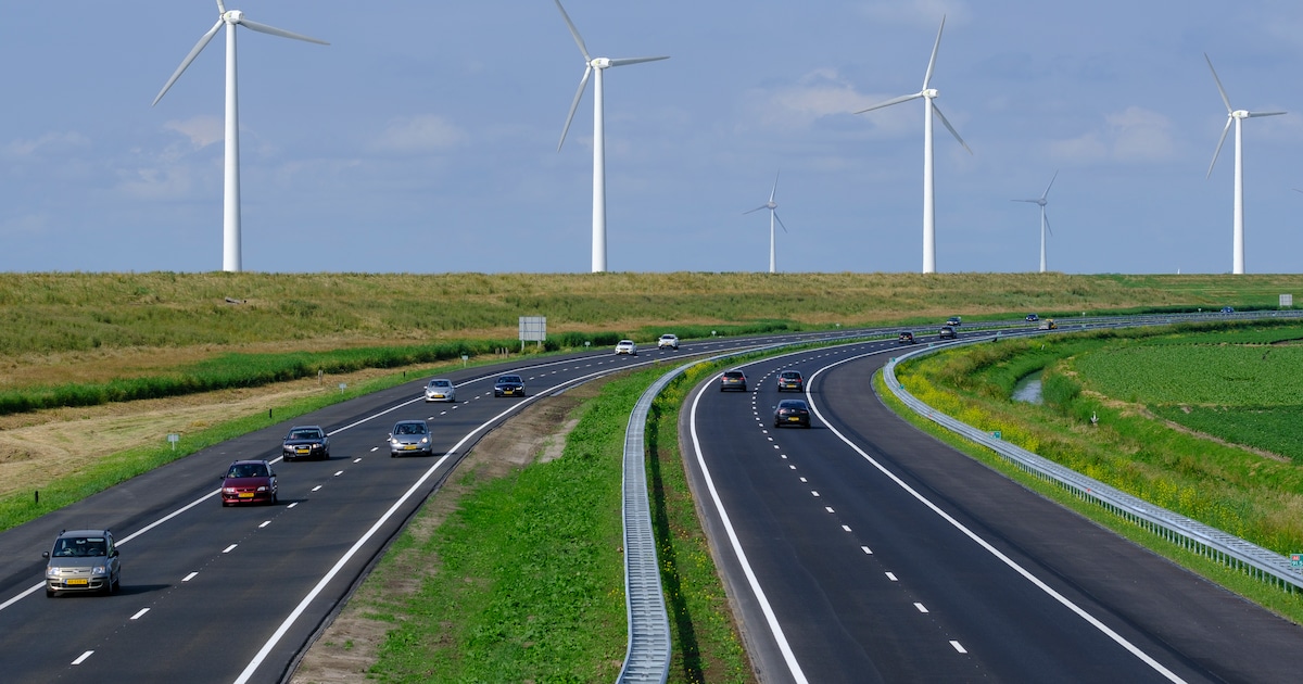 Tussen Urk en Lelystad wordt de A6 onder handen genomen, snelweg gaat ...